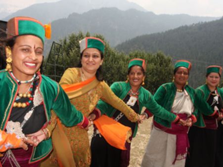 Beautiful Traditional Dances Of Himachal Pradesh - Nativeplanet