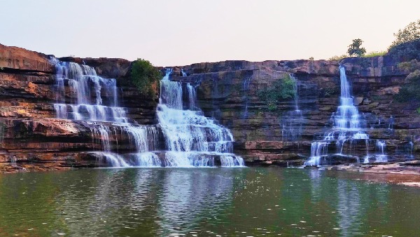 कब से खुलेगा उत्तर प्रदेश का पहला Glass Bridge, क्या है इसकी खासियतें ...