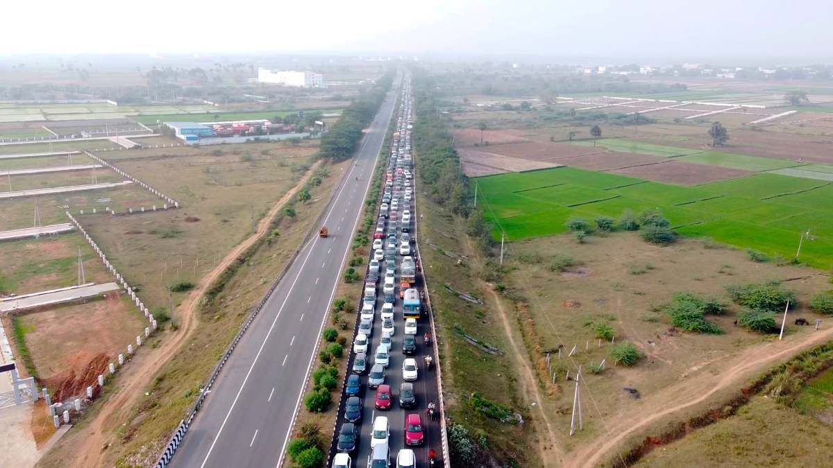 हैदराबाद-इंदौर एक्सप्रेसवे : बदल देगा यातायात का अनुभव, 8 घंटा तक घटा ...