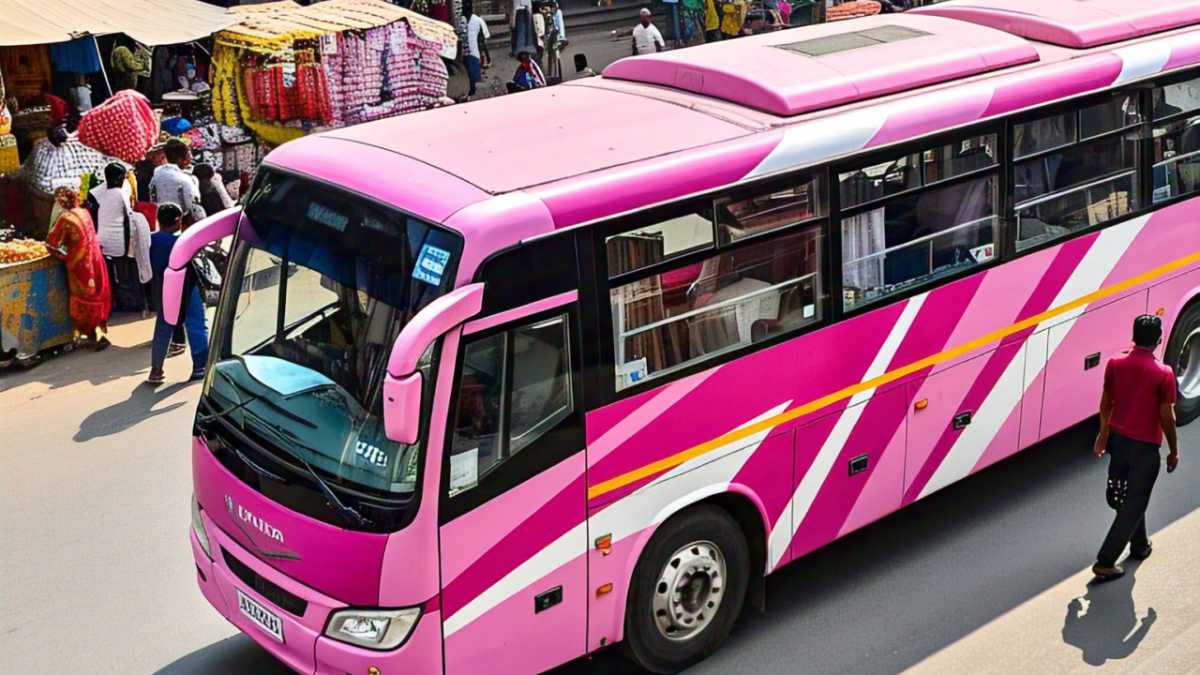पटना में महिलाओं के लिए स्पेशल पिंक बसों का रूट हुआ तय, 40% कम लगेगा ...