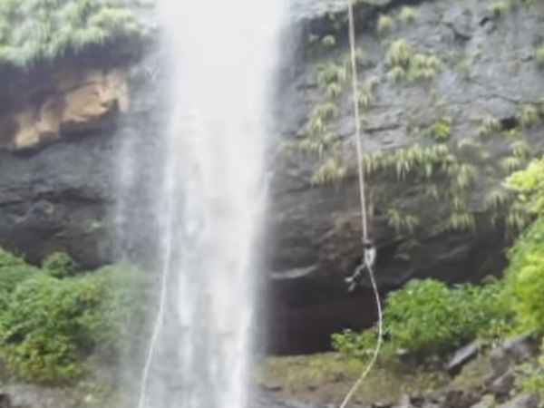 7 Top Places For Waterfall Rappelling in India - Nativeplanet