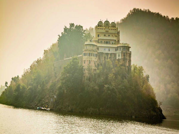 Head To The Historic Town Of Alwar From Delhi - Nativeplanet