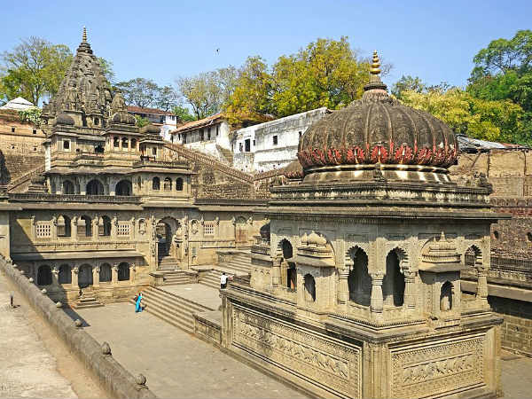 Bhopal To Maheshwar Travel Guide, Tourist Places and How to Reach ...