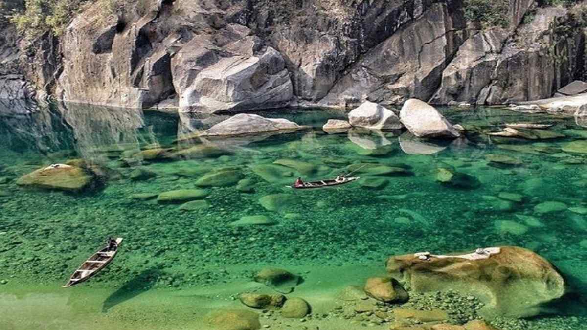 Umngot River- Meghalaya: Get lost in the bluest water - Nativeplanet