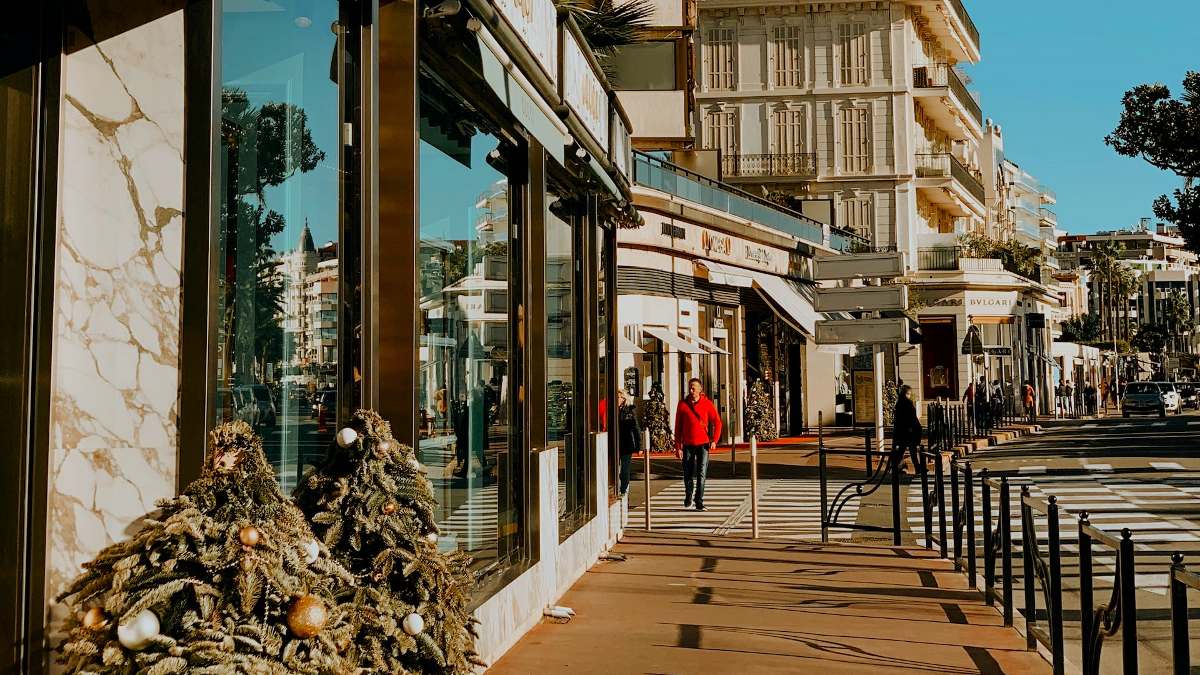 5 Special Facts About Cannes That Attracts 3 Million Tourists Every ...