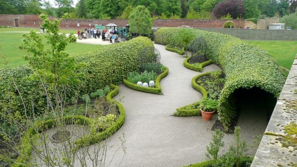 England's Poison Garden at Alnwick Garden: Unveiling Nature's Dark ...
