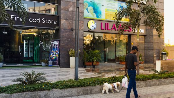 Shopping Extravaganza in Surat: A Paradise for Shopaholics - Nativeplanet