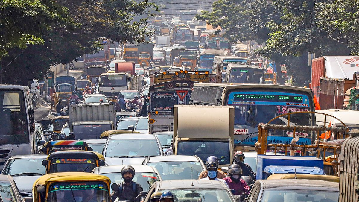 Year-Long Traffic Diversion On Bannerghatta Road Due To Metro Work ...