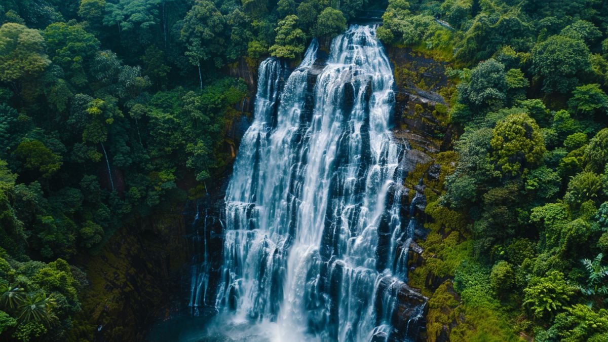 The Quest for the Mighty Waterfalls: A Hike to Patalpani - Nativeplanet
