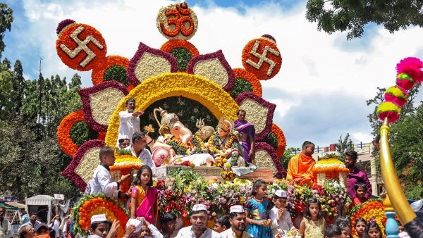 Ganesh Chaturthi 2024: Iconic Ganesh Pandals in Pune Celebrate ...
