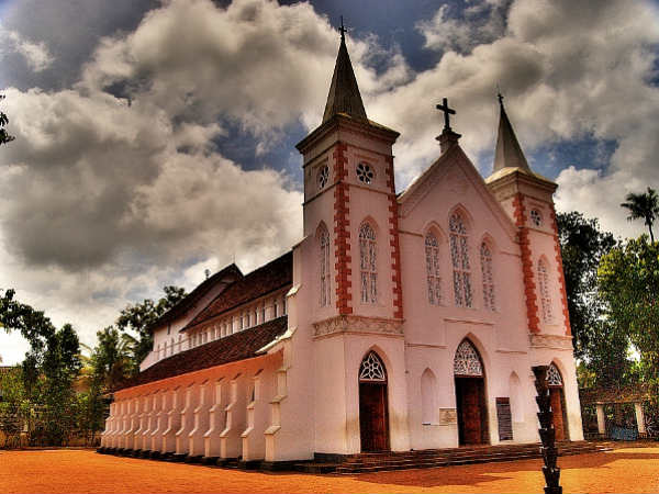 5 Churches in Kerala For Marian Pilgrimage | കേര‌ളത്തിലെ പ്രശസ്തമായ 5 ...