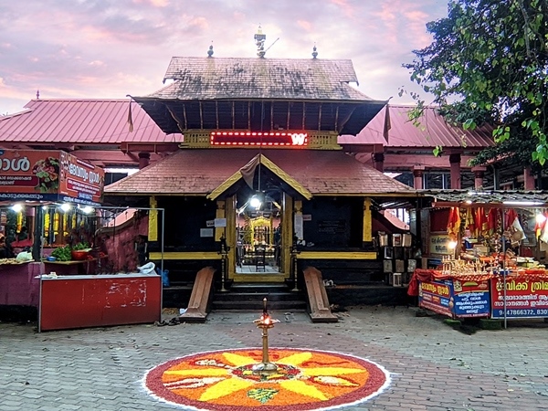 Makara Chovva: Importance And Significance of Visiting Bhadrakali ...