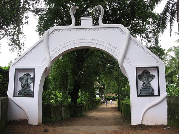 Birth Star Temple-Pambummekkattu Mana Temple In Thrissur For Chothi Nakshatram-Details in ...