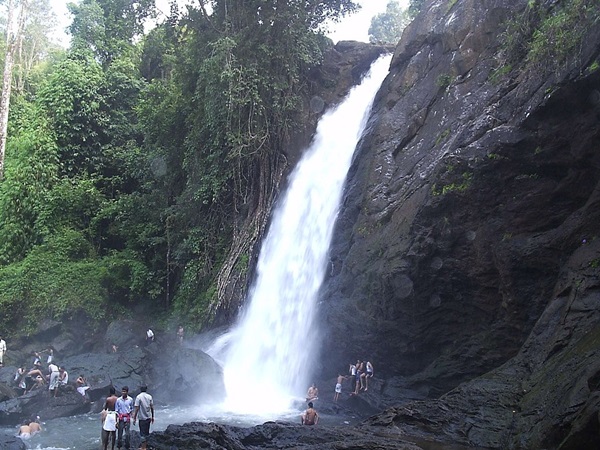 These Are The Waterfalls In Kerala That Closed During Monsoon Visit ...