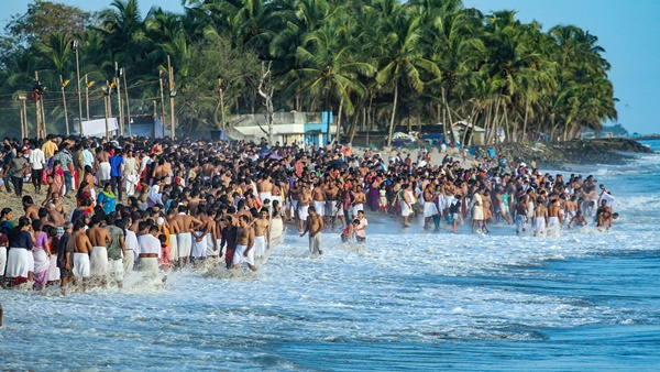 Karkidaka Vavu Bali 2023: Date, Time, Significance And Major Temples ...