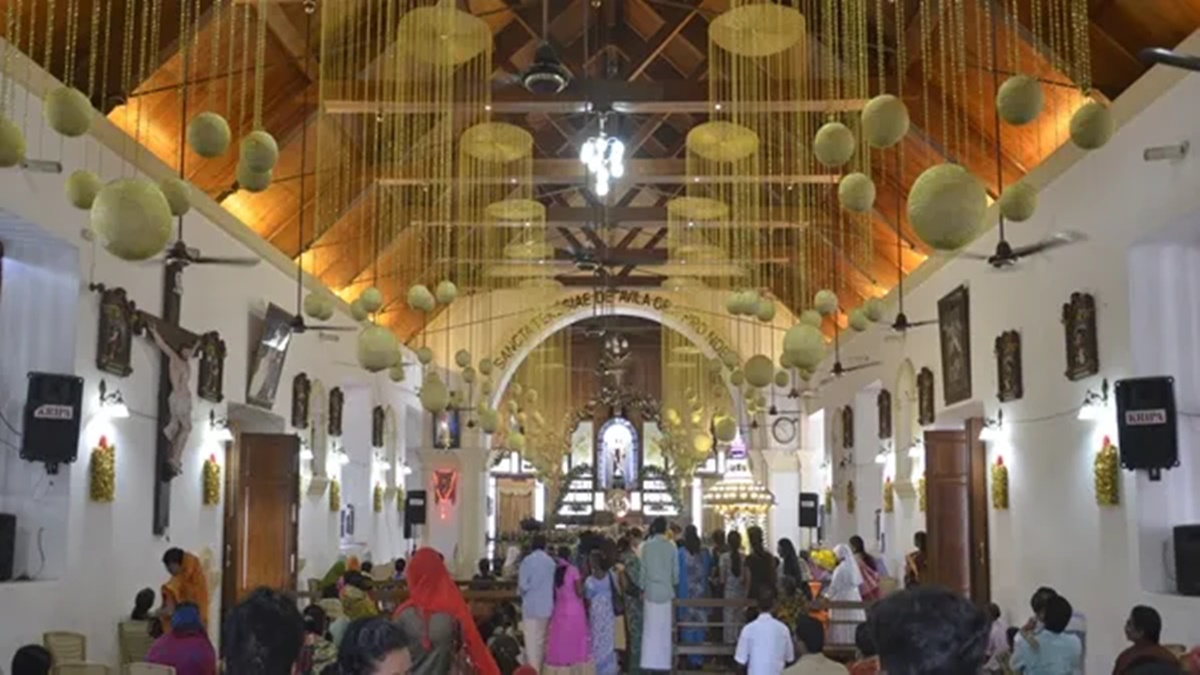 Mahe Perunnal 2024: St Teresa Basilica Annual Feast From October 5-22 ...