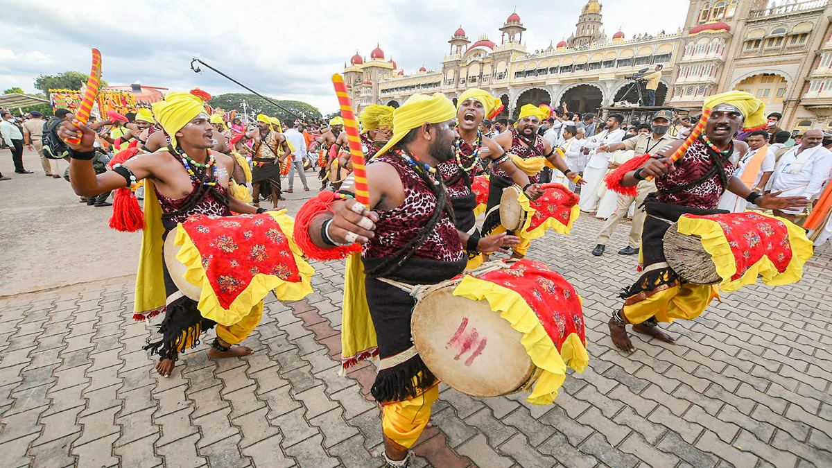 Mysore Dasara 2024: KSTDC Tour Packges To Explore Karnataka Starting ...