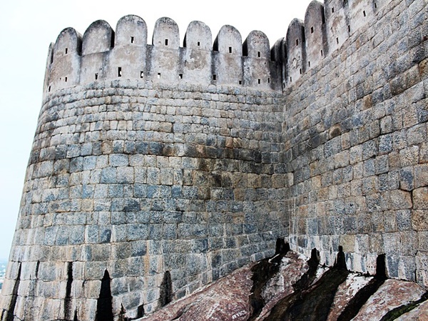 நாமகிரி மலை மர்மங்கள் - கோட்டையில் நிகழும் அதிசயங்கள் | நாமகிரி ...