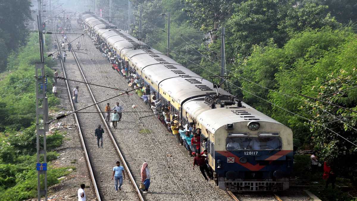 சேலம் கோட்டத்தில் ரத்தான மற்றும் திருப்பிவிடப்பட்டுள்ள ரயில்கள் அட்டவணை ...