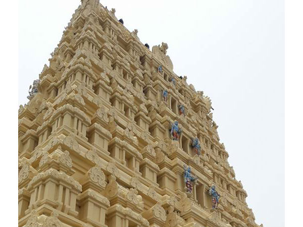 తీరితే తిరుపతి ... తీరకపోతే మన్యంకొండ ! | Venkateshwara swamy Temple in ...