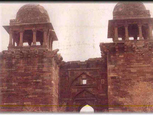 ఇనుము ఇంతడిని బంగరంగా మార్చే రాయి ఈ కోటలో ఉంది | ఇనుము ఇంతడిని బంగరంగా ...