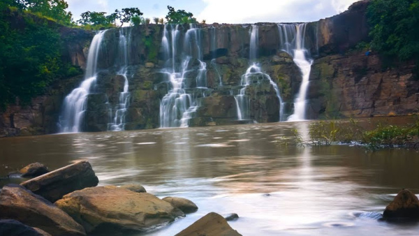 రాముని గుండాల జ‌ల‌పాతం.. సంద‌ర్శ‌కుల‌ను ఆహ్వానిస్తోంది! | Ramuni ...